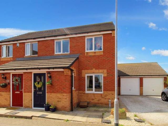 3 Bedroom Semi Detached House
