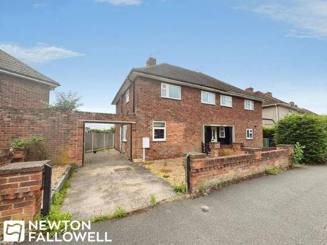 3 Bedroom Semi Detached House