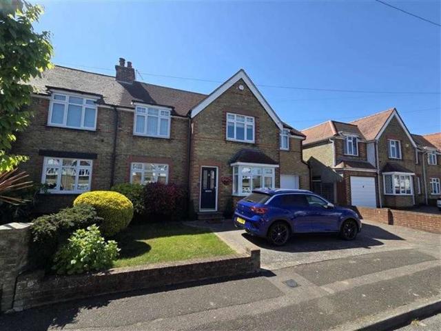3 Bedroom Semi Detached House