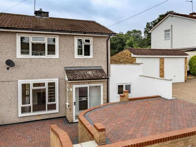 3 Bedroom Semi Detached House