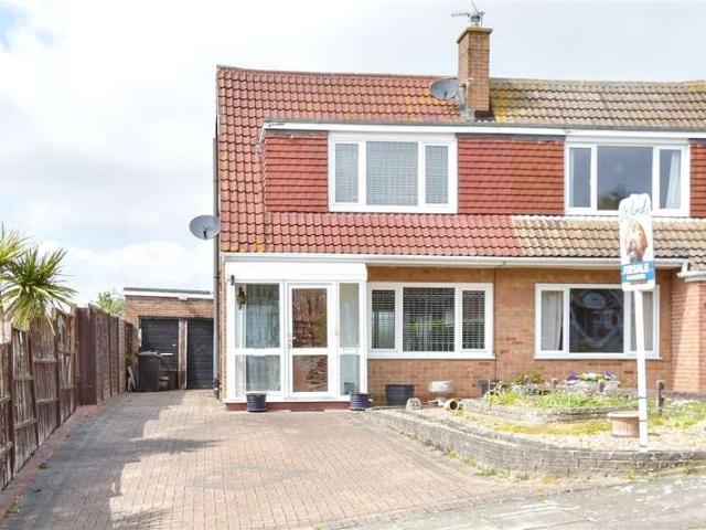 3 Bedroom Semi Detached House