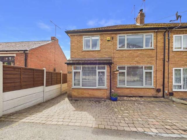 3 Bedroom Semi Detached House