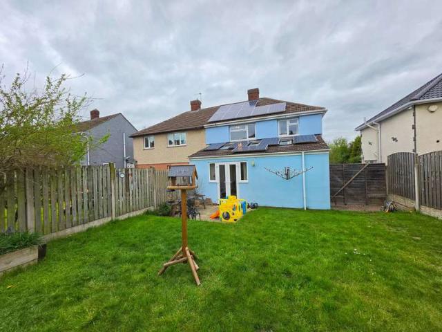 3 Bedroom Semi Detached House