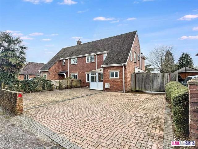 3 Bedroom Semi Detached House