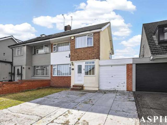3 Bedroom Semi Detached House