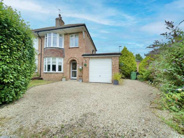 3 Bedroom Semi Detached House