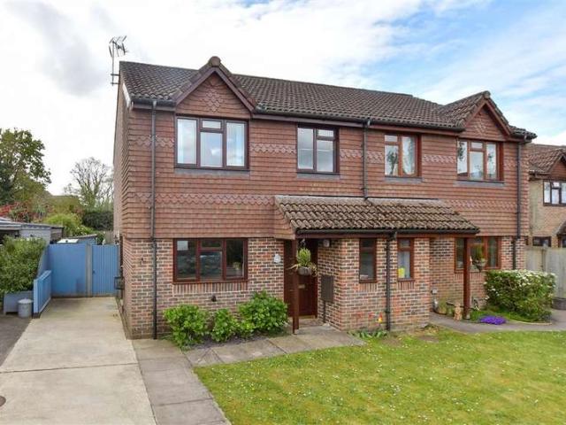 3 Bedroom Semi Detached House