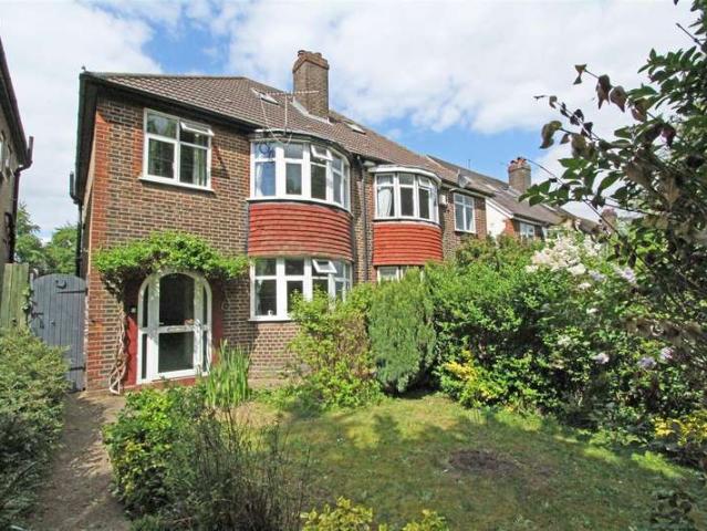 3 Bedroom Semi Detached House
