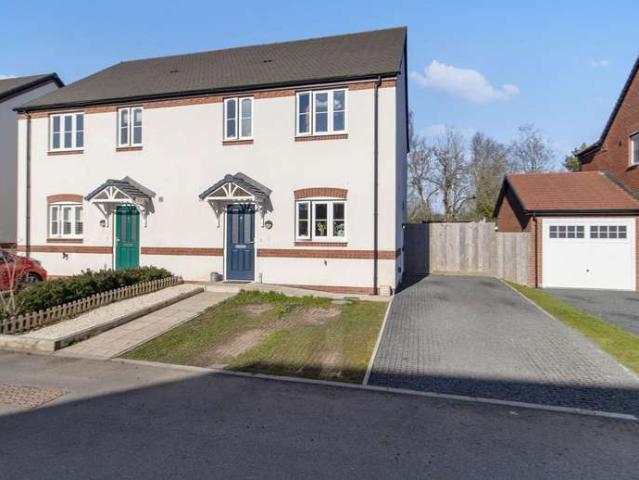 3 Bedroom Semi Detached House