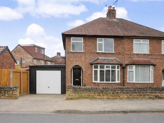 3 Bedroom Semi Detached House