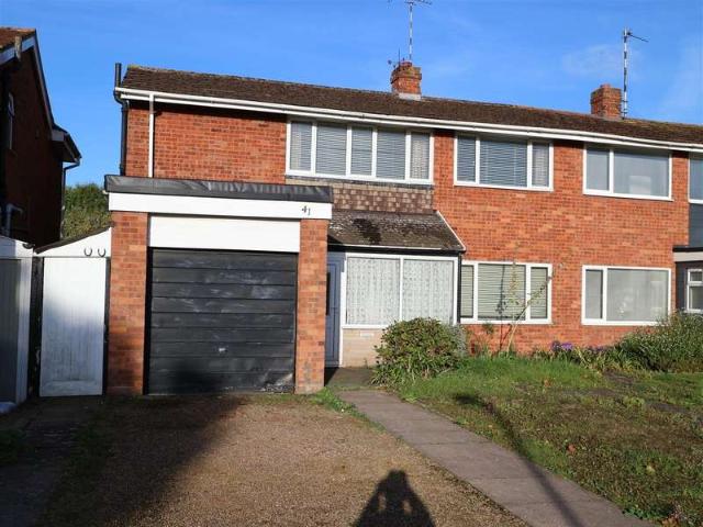 3 Bedroom Semi Detached House