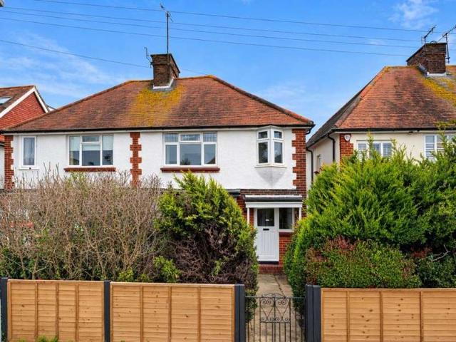 3 Bedroom Semi Detached House