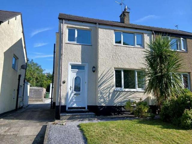 3 Bedroom Semi Detached House