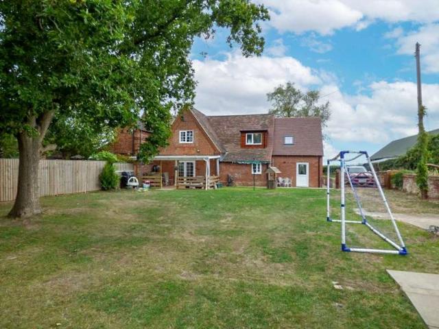 3 Bedroom Semi Detached House