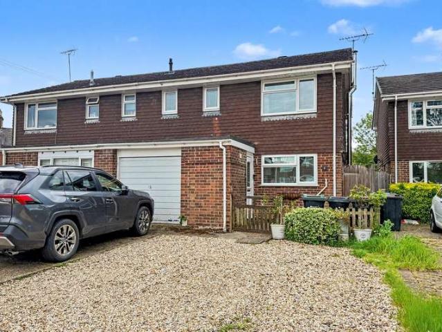 3 Bedroom Semi Detached House