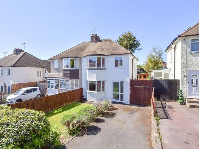 3 Bedroom Semi Detached House