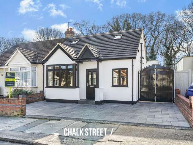 3 Bedroom Semi Detached House