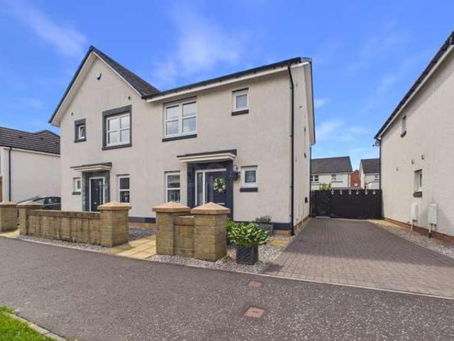 3 Bedroom Semi Detached House