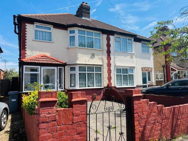 3 Bedroom Semi Detached House