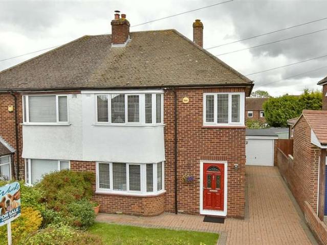 3 Bedroom Semi Detached House