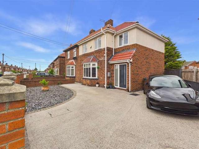 3 Bedroom Semi Detached House
