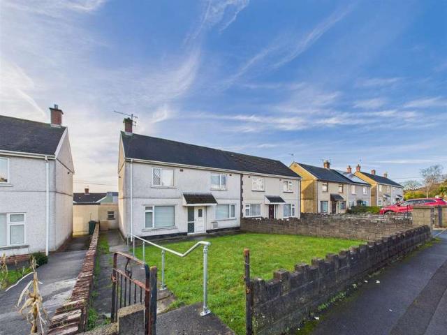 3 Bedroom Semi Detached House