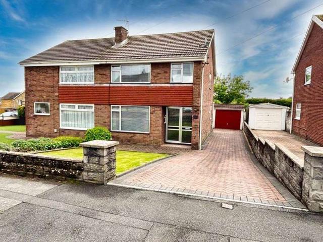 3 Bedroom Semi Detached House