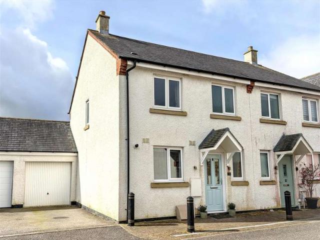 3 Bedroom Semi Detached House
