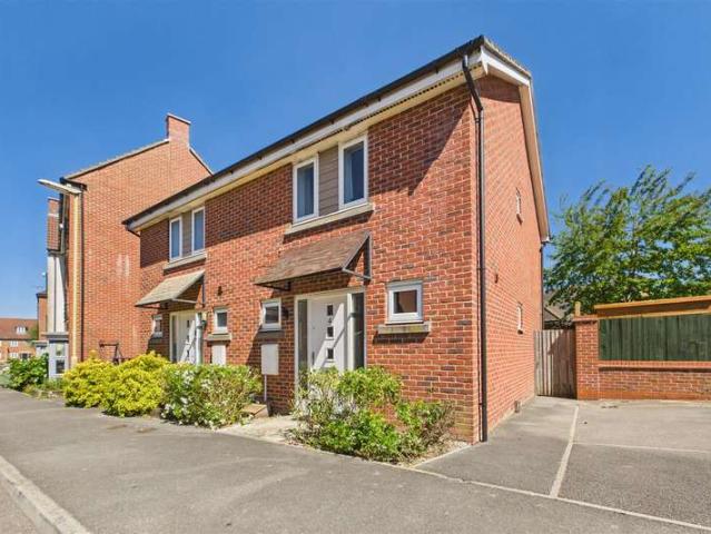 3 Bedroom Semi Detached House