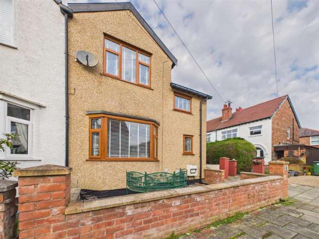 3 Bedroom Semi Detached House