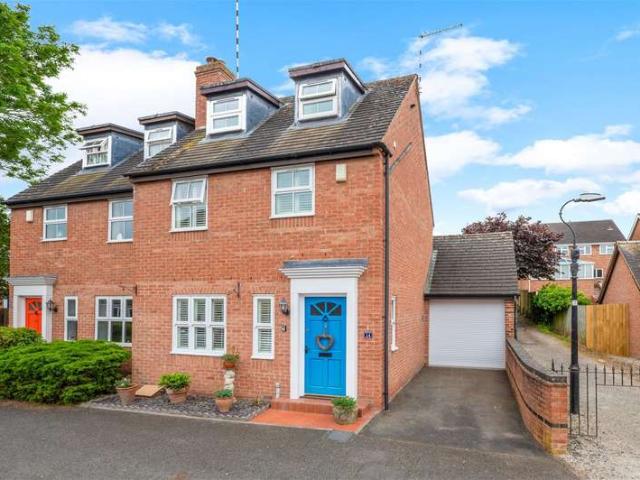 3 Bedroom Semi Detached House