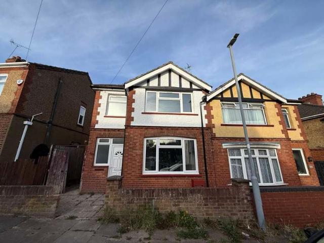 3 Bedroom Semi Detached House