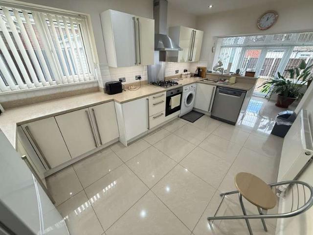 3 Bedroom Semi Detached House