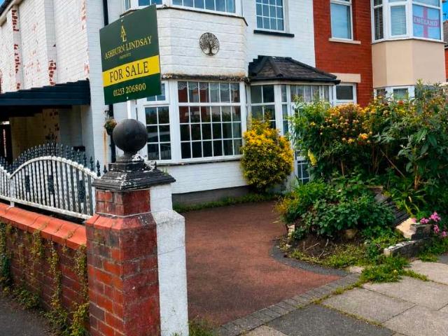 3 Bedroom Semi Detached House