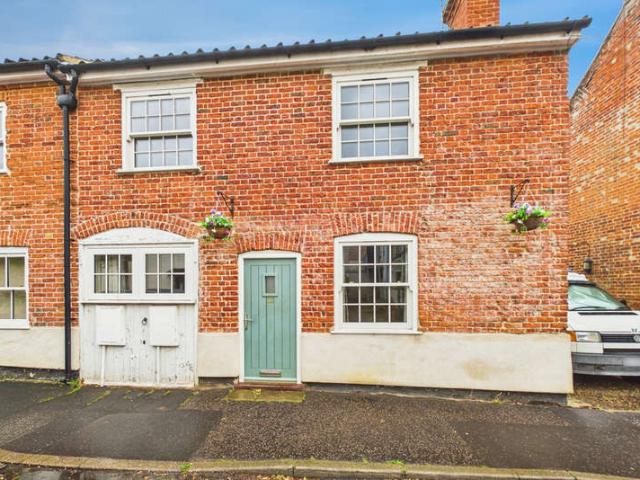3 Bedroom Semi Detached House