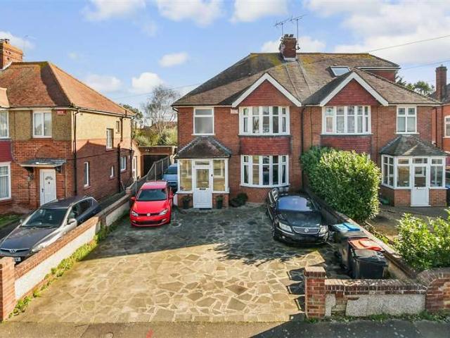 3 Bedroom Semi Detached House