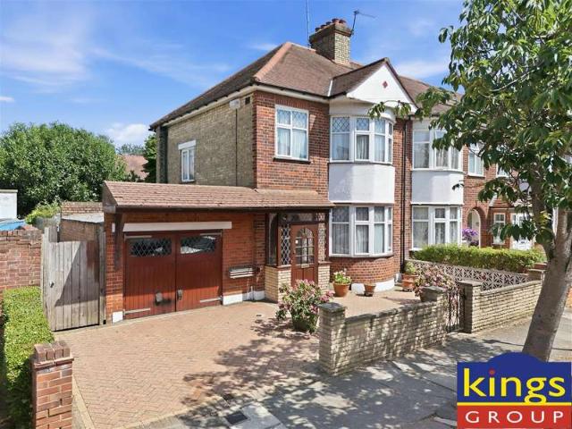 3 Bedroom Semi Detached House