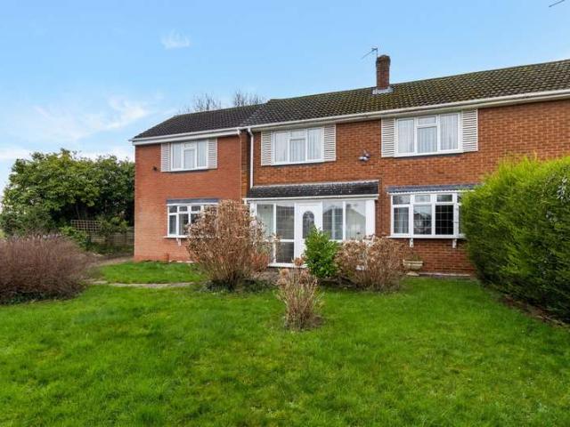 3 Bedroom Semi Detached House