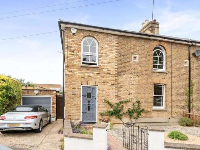 3 Bedroom Semi Detached House
