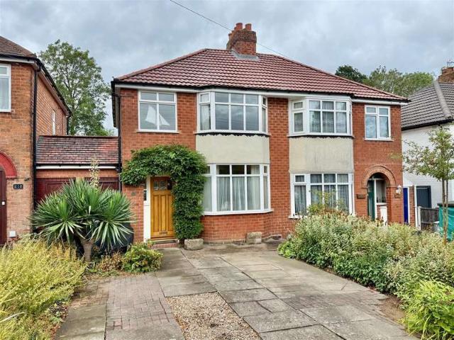 3 Bedroom Semi Detached House