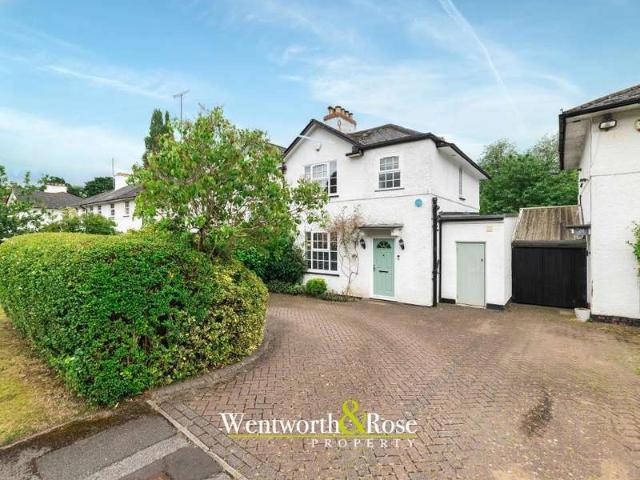 3 Bedroom Semi Detached House