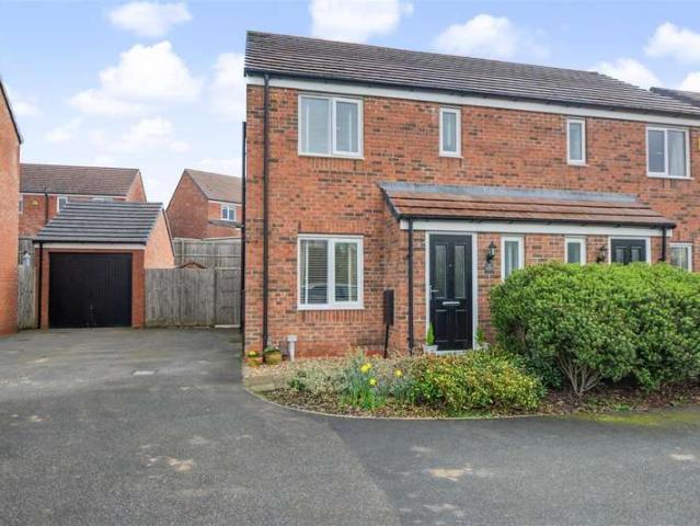 3 Bedroom Semi Detached House