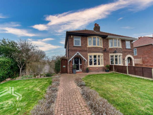 3 Bedroom Semi Detached House