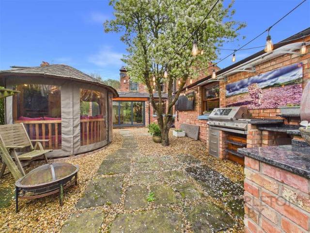 3 Bedroom Semi Detached House