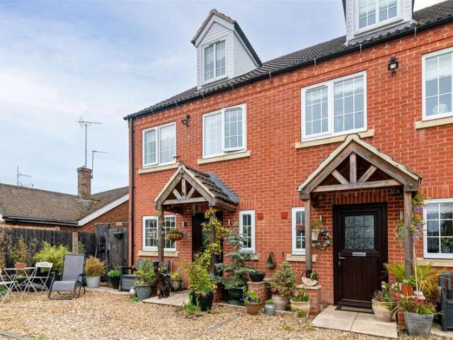 3 Bedroom Semi Detached House