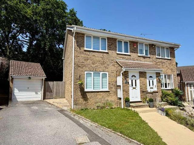 3 Bedroom Semi Detached House