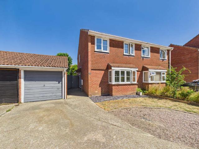 3 Bedroom Semi Detached House