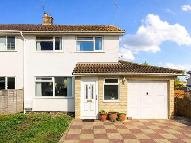3 Bedroom Semi Detached House