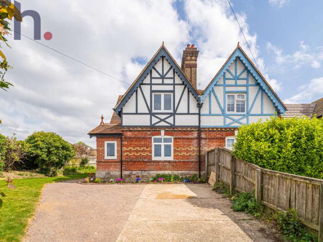 3 Bedroom Semi Detached House
