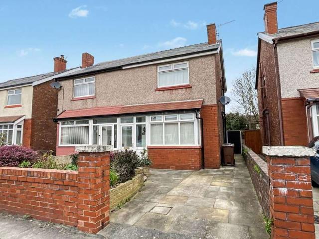 3 Bedroom Semi Detached House